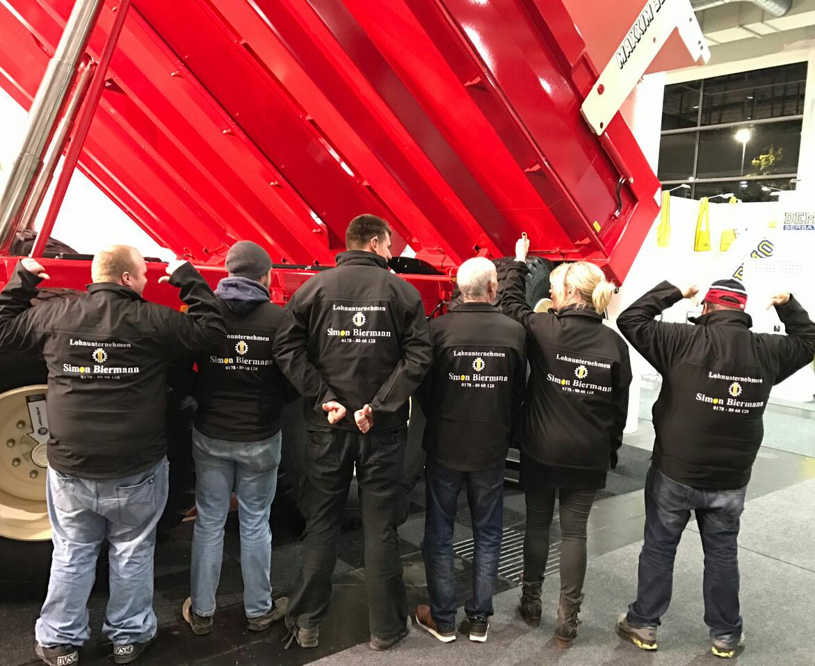 Simon Biermann Lohnunternehmen - STARTSEITE